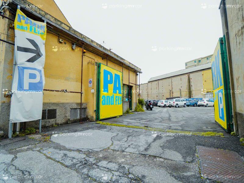 Genoa Park And Fly Scoperto - Porto Genova | ParkingMyCar